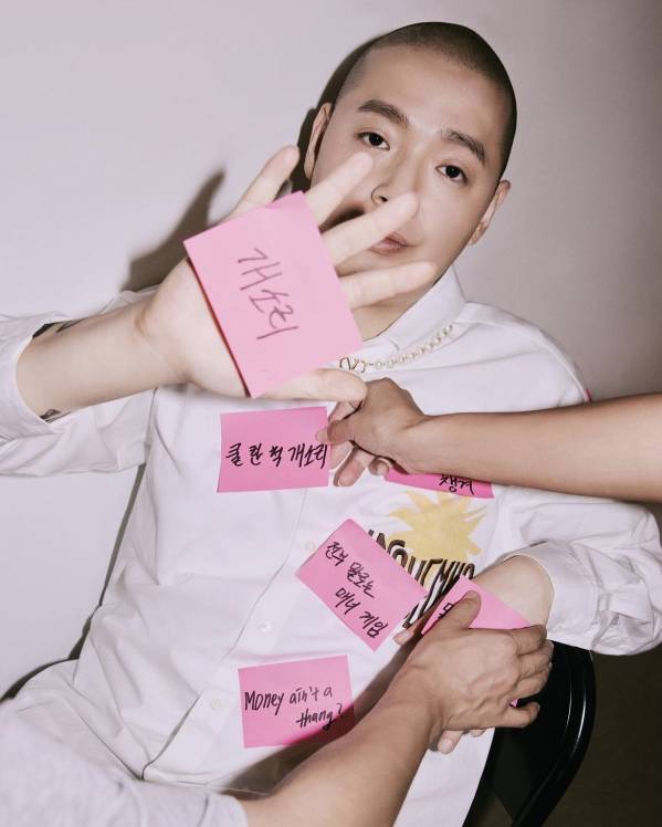 [후방주의] 이센스, 숨 막히는 신작 화보 유출… - 국내 게시판 - 힙합엘이 | HIPHOPLE.com